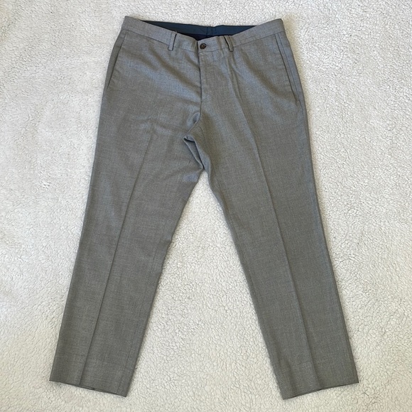 Zara | Pants | Basic Zara Man Slim Fit Dress Pants Gray Size Us 3 ...